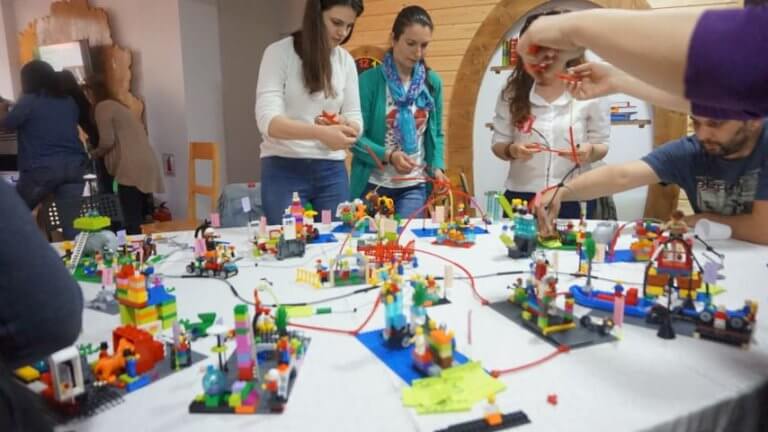 10 Team Building Activities in London for Your Team